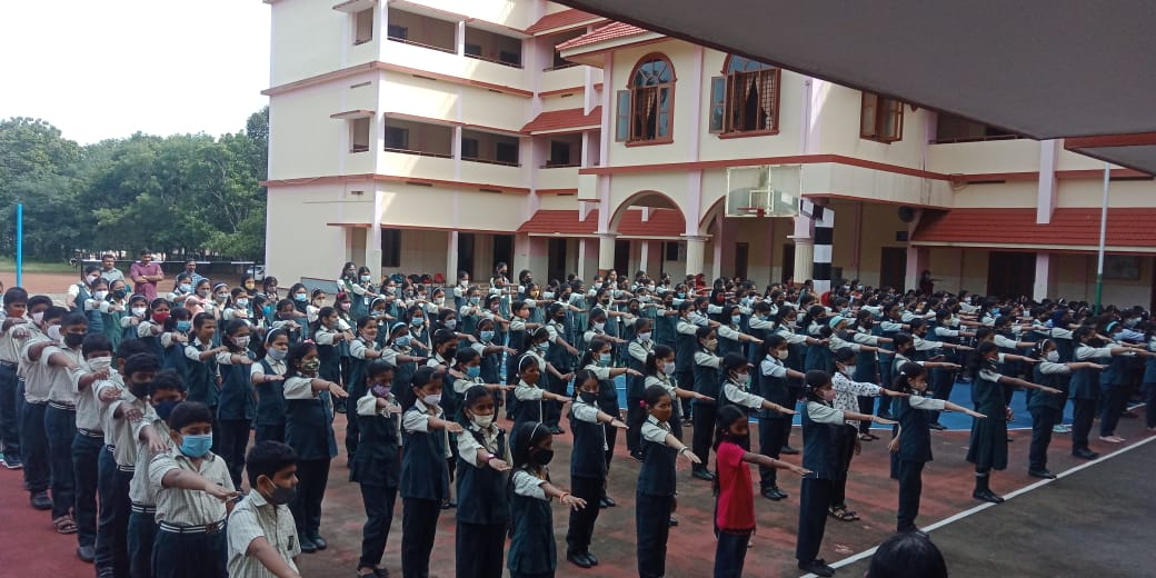 Holy Cross Vidya Sadan Senior Secondary School, Thellakom, Kottayam