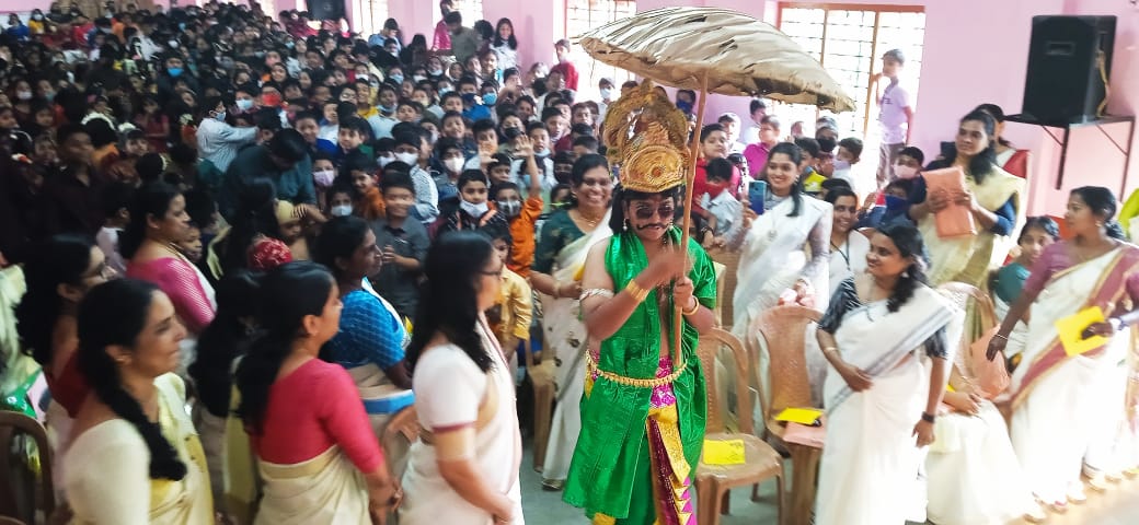 Holy Cross Vidya Sadan Senior Secondary School, Thellakom, Kottayam