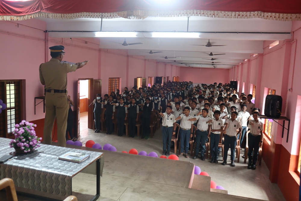 Holy Cross Vidya Sadan Senior Secondary School, Thellakom, Kottayam